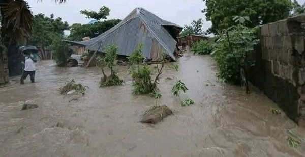 NEMA distributes relief materials to Taraba flood victims