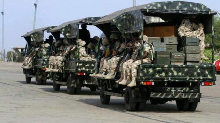 EXCLUSIVE: Bandits ambush Nigerian Army logistics convoy, cart away N28 ...