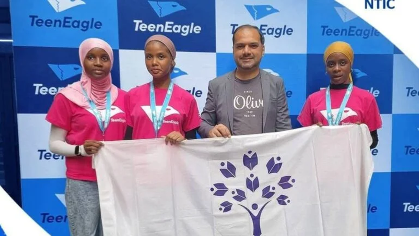 Nigerian students win global English competition, get N1.5 million, laptops