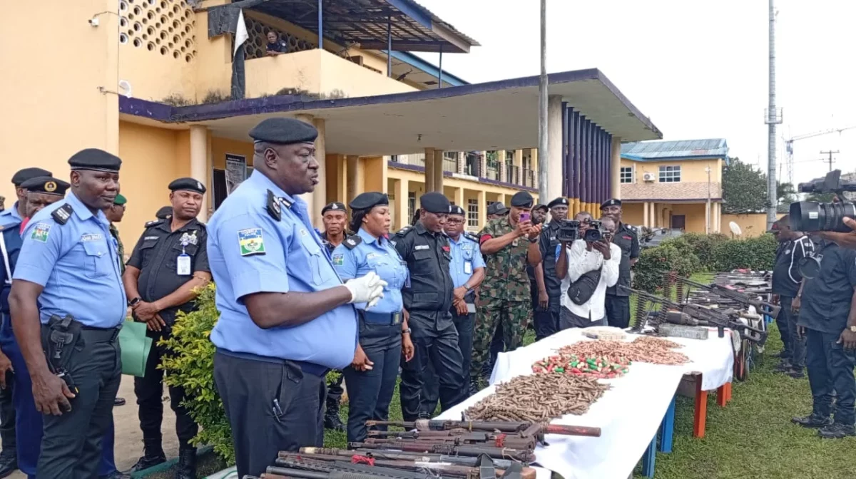 Rivers: Police arrest 33 suspected kidnappers, armed robbers, recover ...