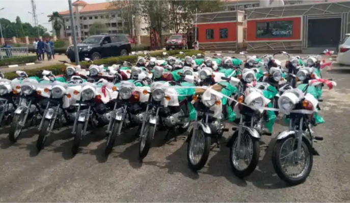 2023: APC shares 300 motorcycles to Kebbi ward chairmen