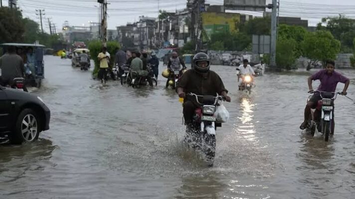 12 missing after flash floods hit state in India
